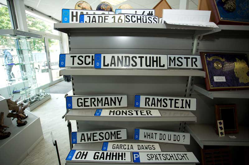 Trophy-Center-Plates-01 | Trophy Center